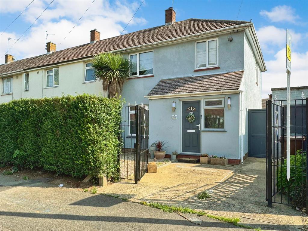 Ashley Avenue, Corby NN17 3 bed end of terrace house - £195,000