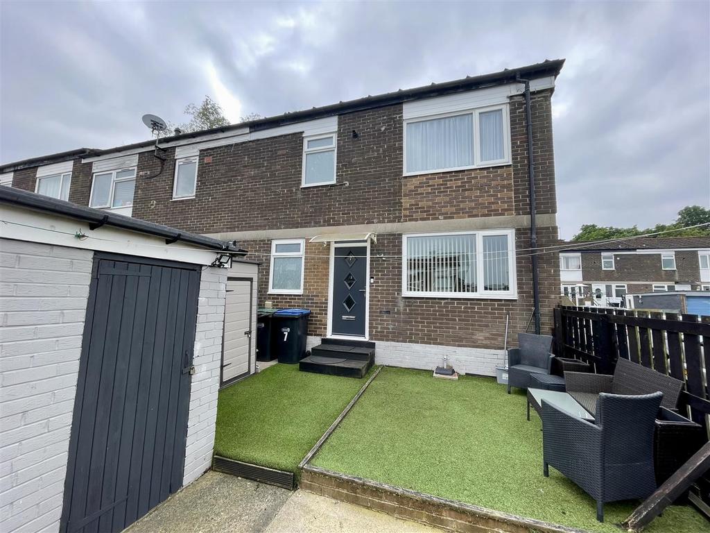 Elmfield Place, Newton Aycliffe 3 bed terraced house - £90,000