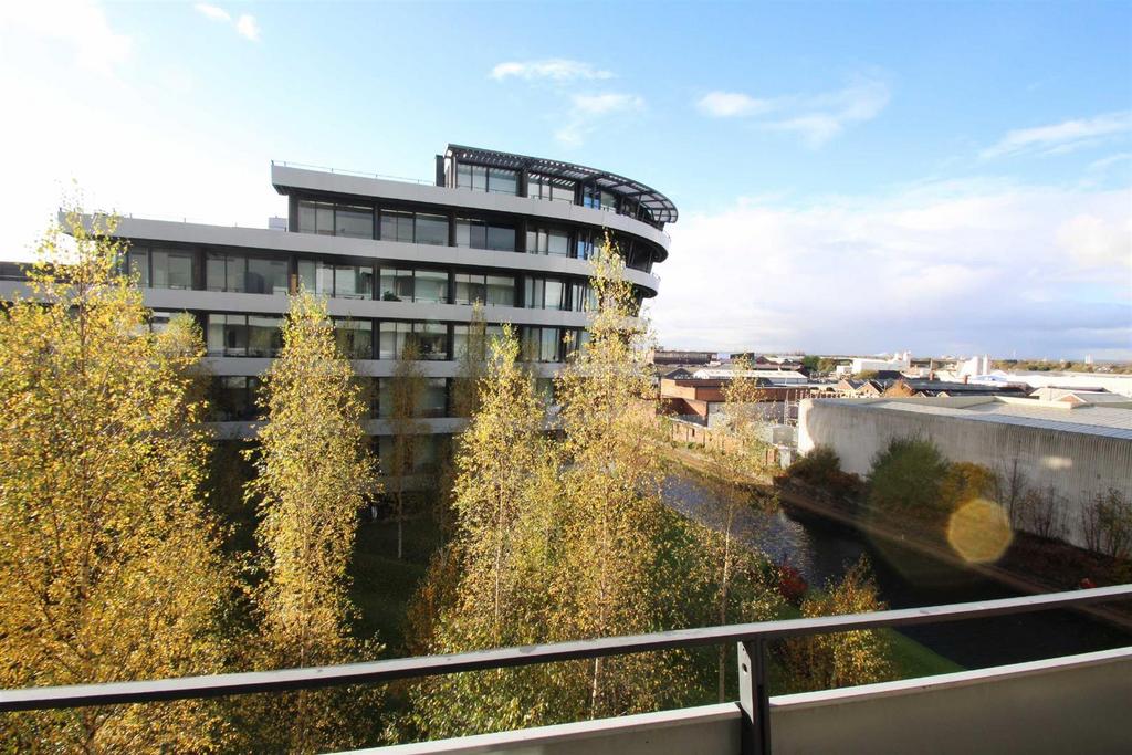 Apt 2556 Budenberg, 30 Woodfield... 2 bed apartment - £1,175 pcm (£271 pw)