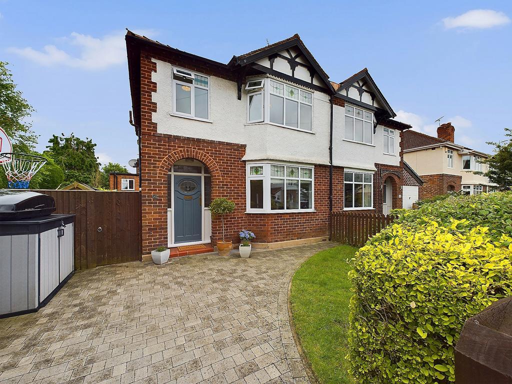 Elmwood Avenue, Hoole, Chester, CH2 3 bed semi-detached house for sale ...