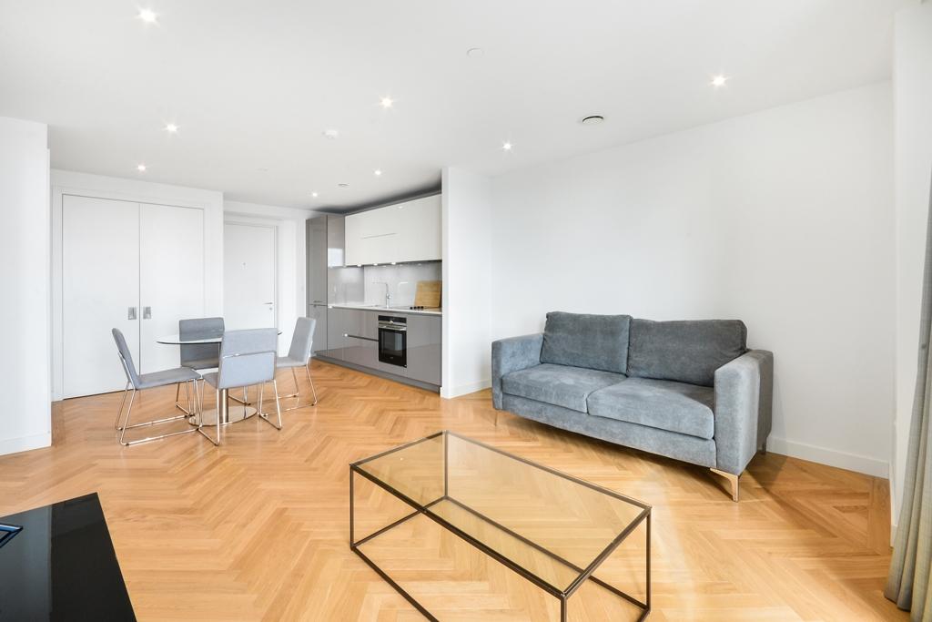 Two Fifty One, SE1 1 bed apartment - £2,708 pcm (£625 pw)