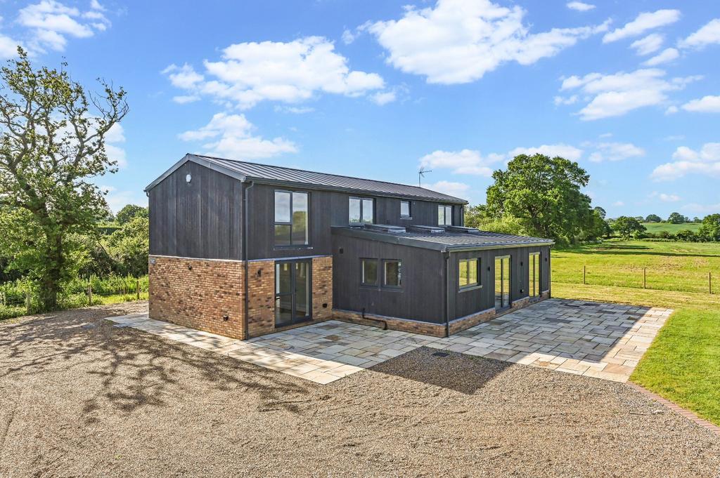 Moor Lane, Appledore, Ashford, Kent... 4 bed detached house for sale ...
