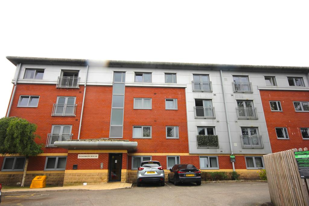 Woodrow House, Preston PR1 1 bed apartment - £65,000