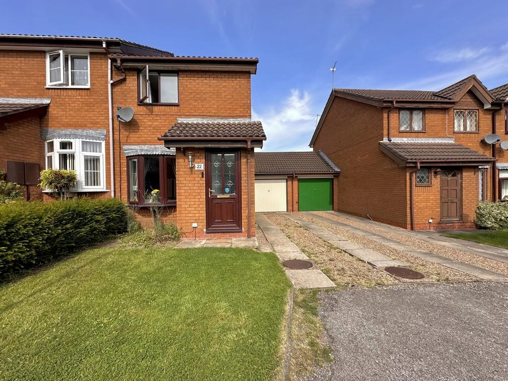 Ringwood Road, Bingham, Nottingham 2 bed semi-detached house - £230,000