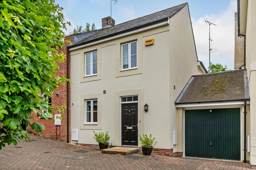 The Paddock, Itchen Abbas, SO21 3 bed semi-detached house - £550,000