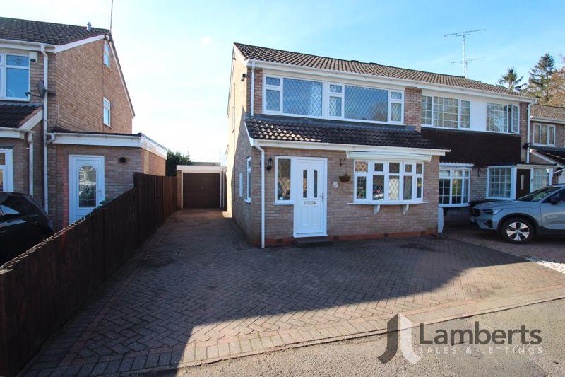 Ledbury Close,Matchborough East... 3 bed semi-detached house - £280,000