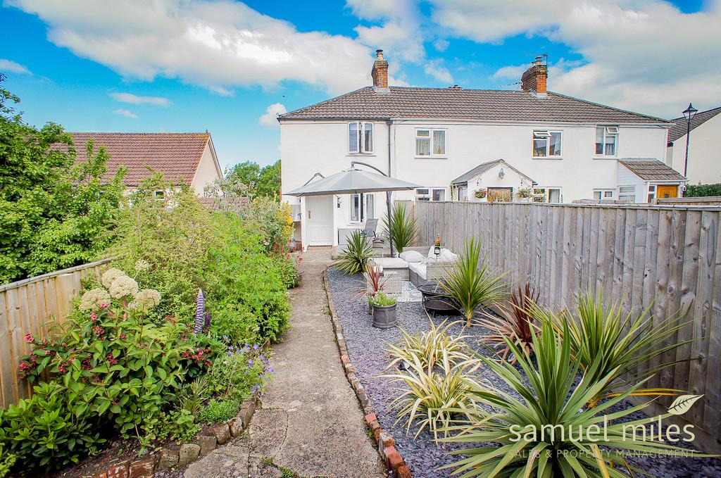 Church Street, Swindon SN4 2 bed end of terrace house - £259,995