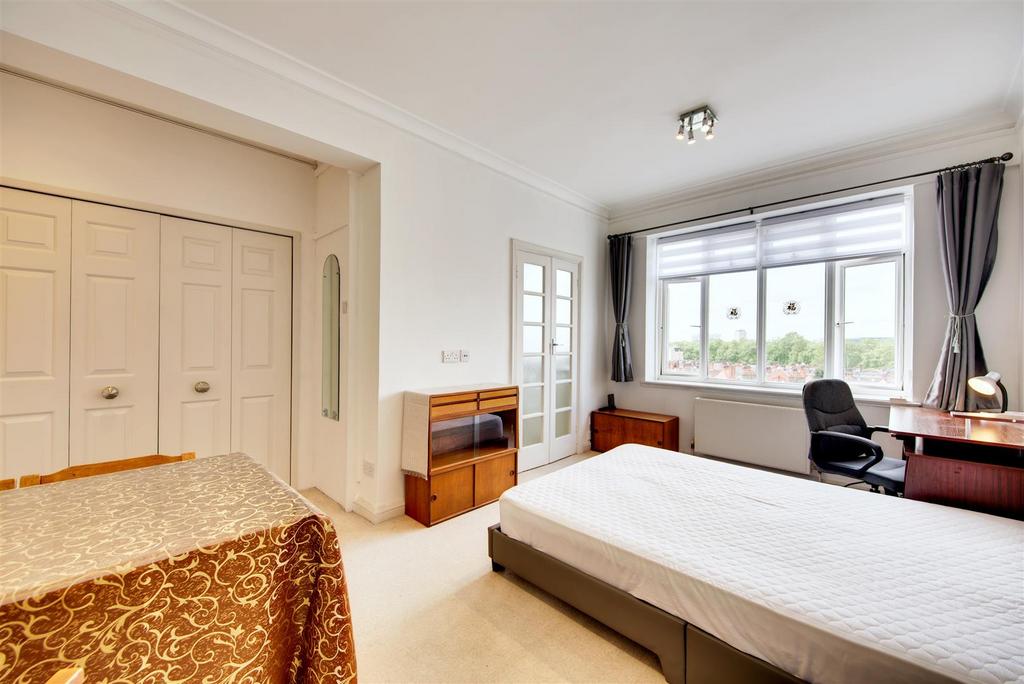 Marsham Street, London Studio - £2,000 pcm (£462 pw)