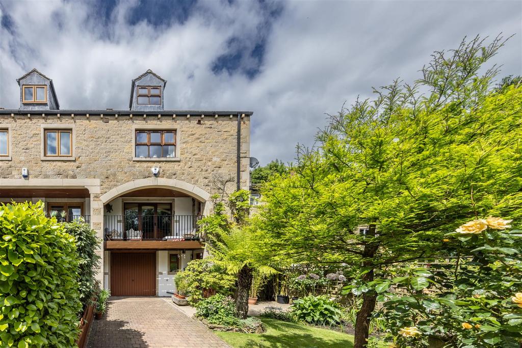 Victoria Mills, Holmfirth HD9 4 bed townhouse - £468,000