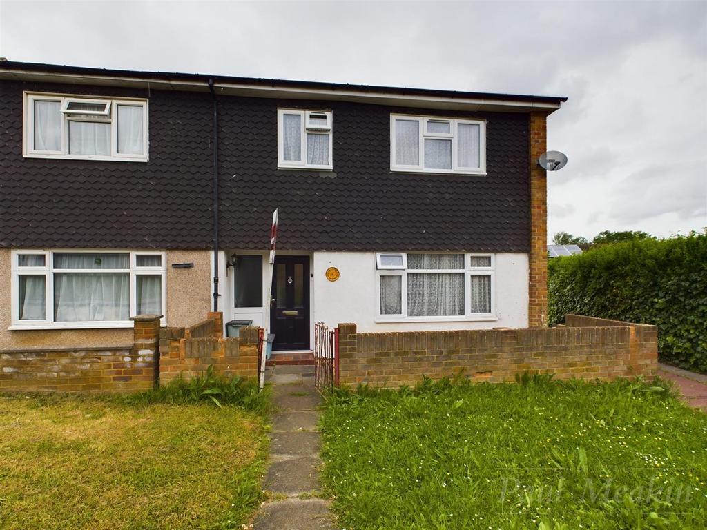 Foxcombe, New Addington, CROYDON 3 bed end of terrace house for sale ...