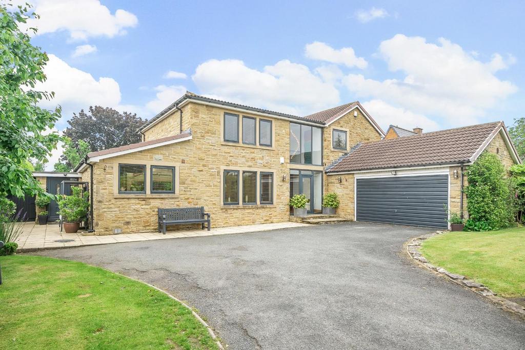 Main Street, Burton Salmon 4 bed detached house - £700,000