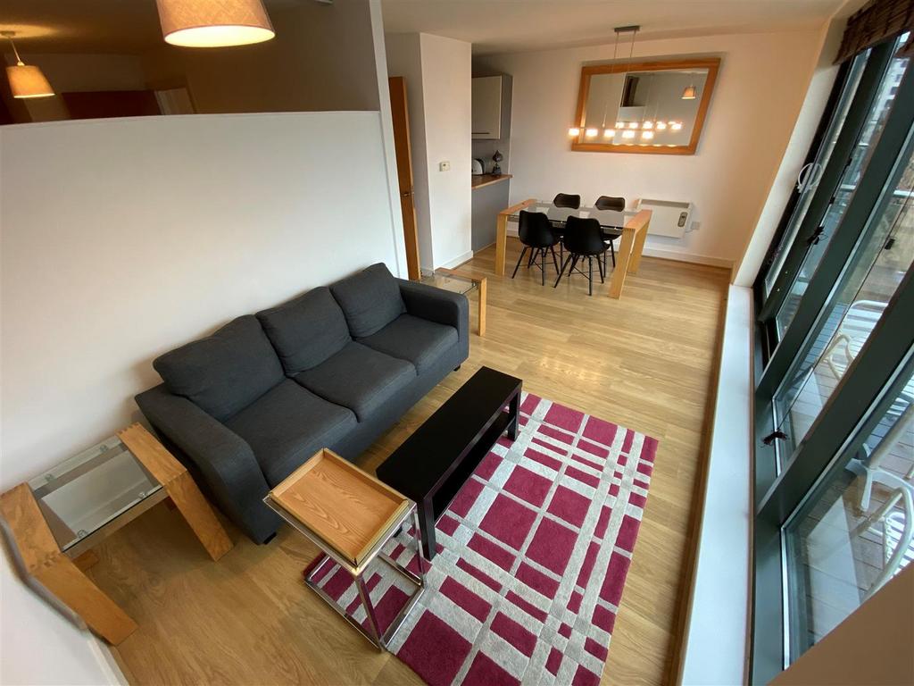 Barnfield House, No 1 Salford... 1 bed flat - £1,000 pcm (£231 pw)