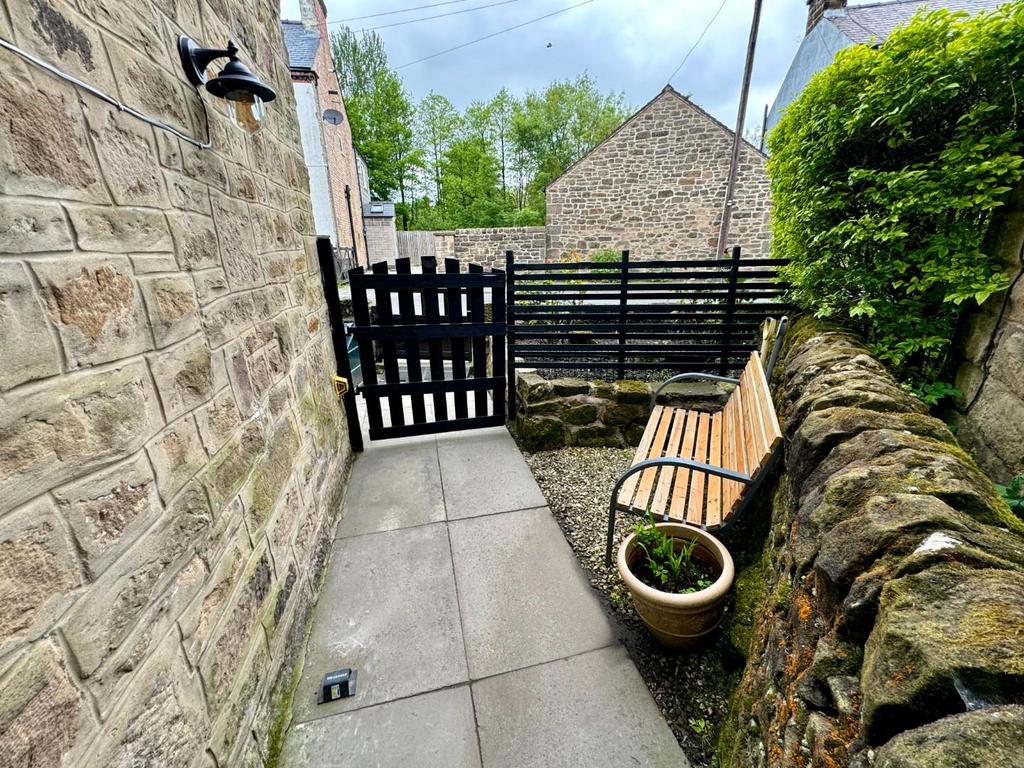 13 Main Road, Darley Bridge, Matlock DE4 3 bed cottage for sale - £229,000