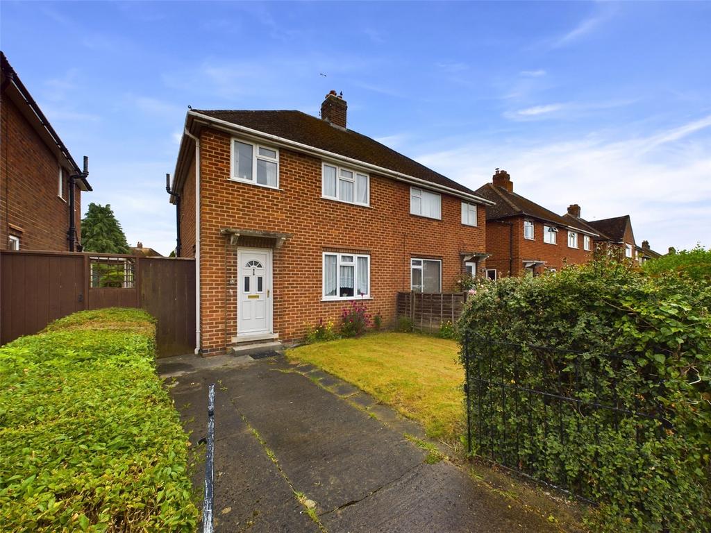 Orchard Way, Churchdown, Gloucester... 3 bed semi-detached house - £265,000