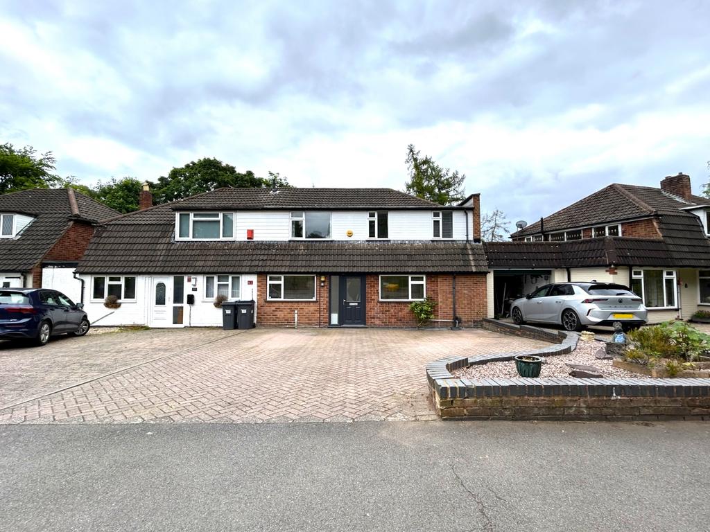 Jerrard Drive, Sutton Coldfield, West... 5 bed semi-detached house - £ ...