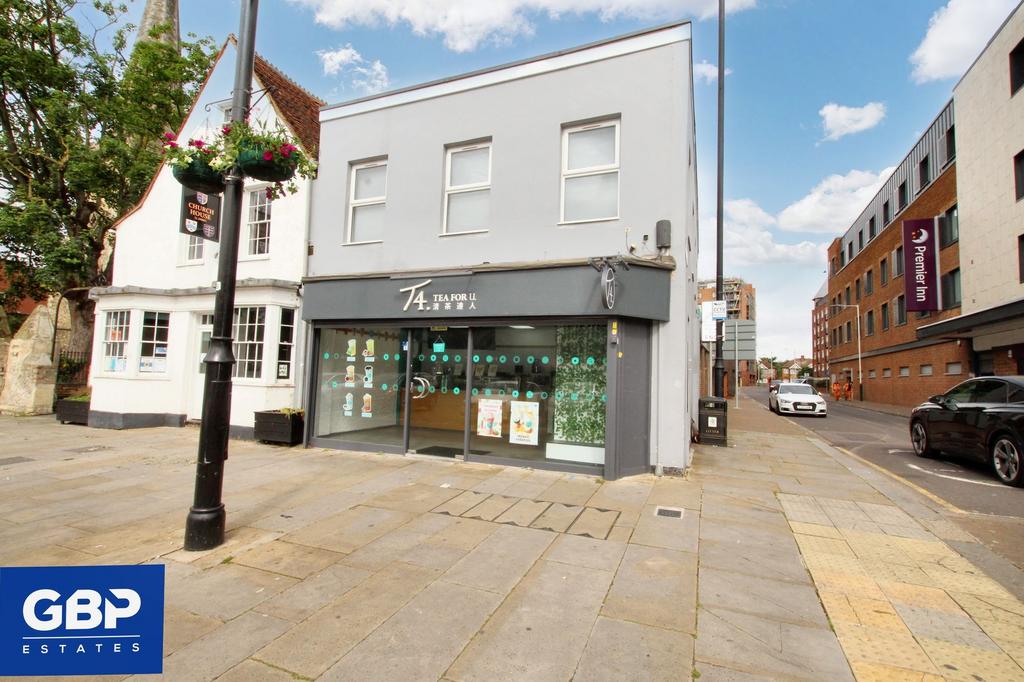 Market Place, 17-19 Market Place, RM1 Retail property (high street) - £ ...