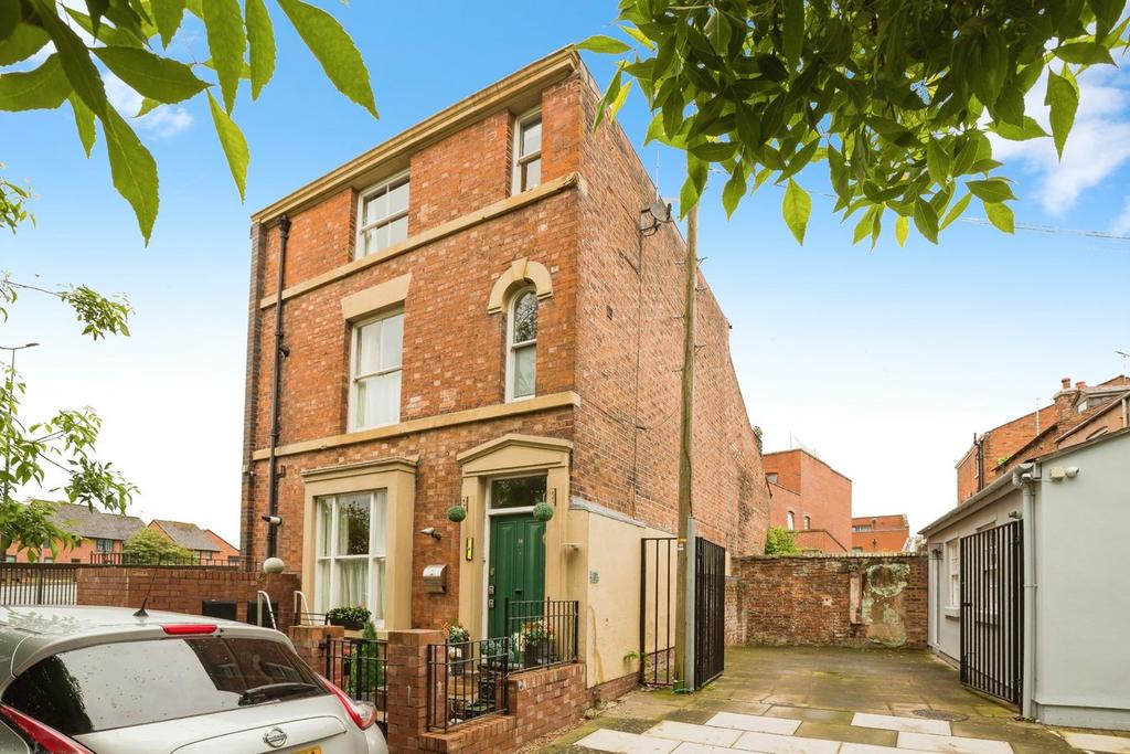 Bold Square, Chester CH1 3 bed apartment - £315,000