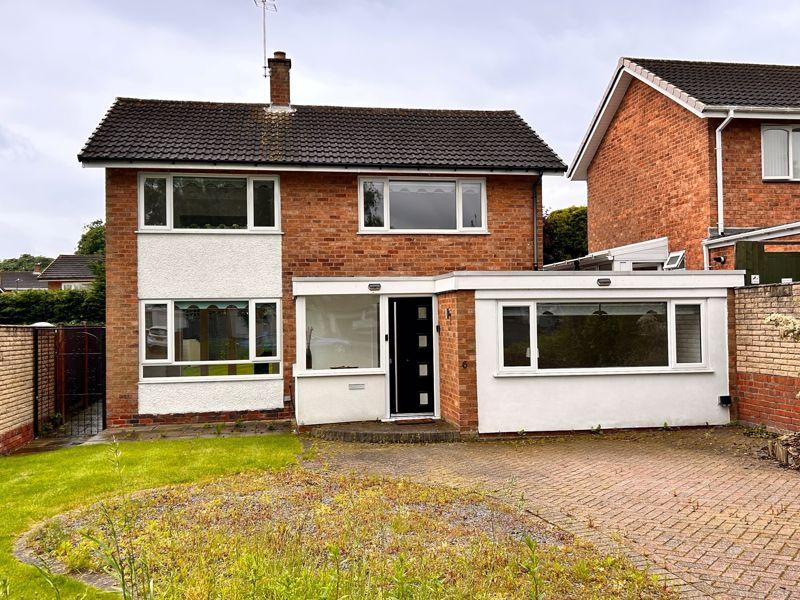 Britton Drive, Sutton Coldfield, B72 1EL 3 bed detached house - £355,000