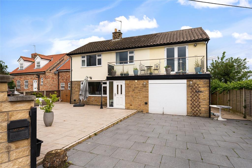 Church Hill, Hunsingore, LS22 4 bed detached house - £575,000
