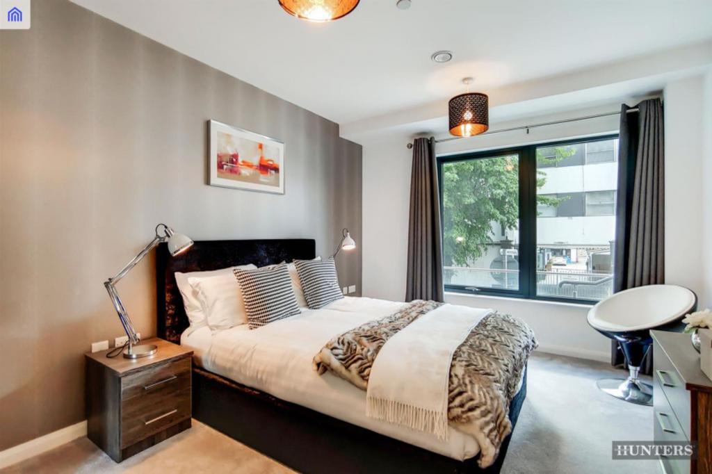 Signia Court, Wembley 1 bed flat - £1,500 pcm (£346 pw)