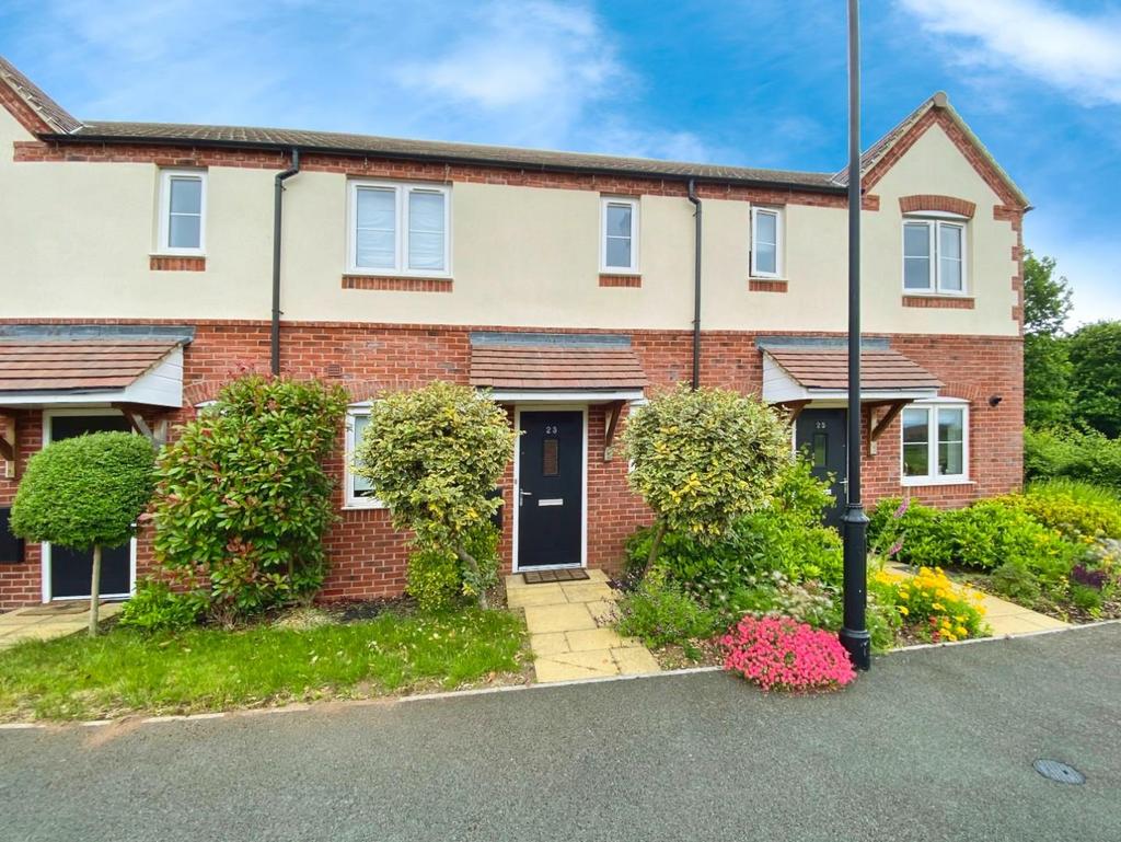 Sid Courtney Road, Tiddington 2 bed terraced house - £310,000
