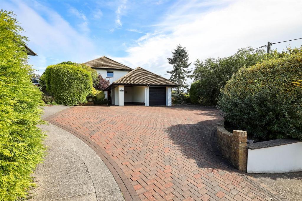2 Turnpike Close, Dinas Powys, CF64 4HT 4 bed detached house - £699,950