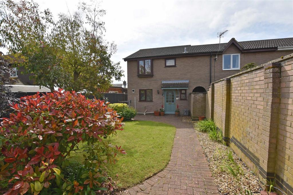 Redcot Gardens, Stamford 3 bed end of terrace house - £285,000
