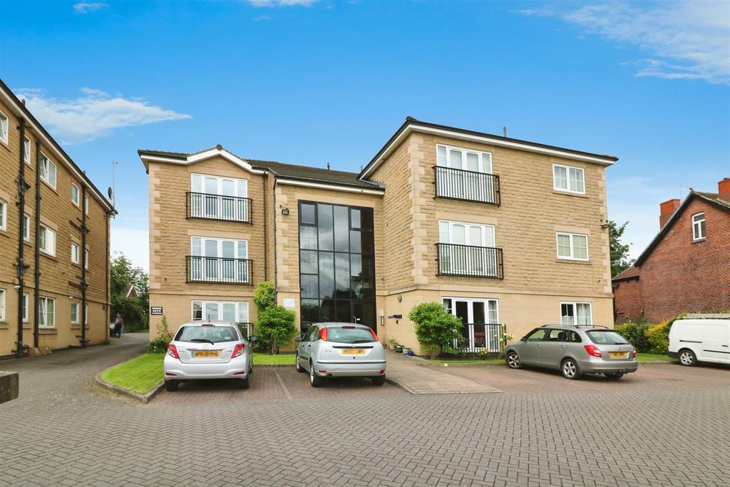 The Limes, Broom Lane, Rotherham 2 bed flat - £195,000
