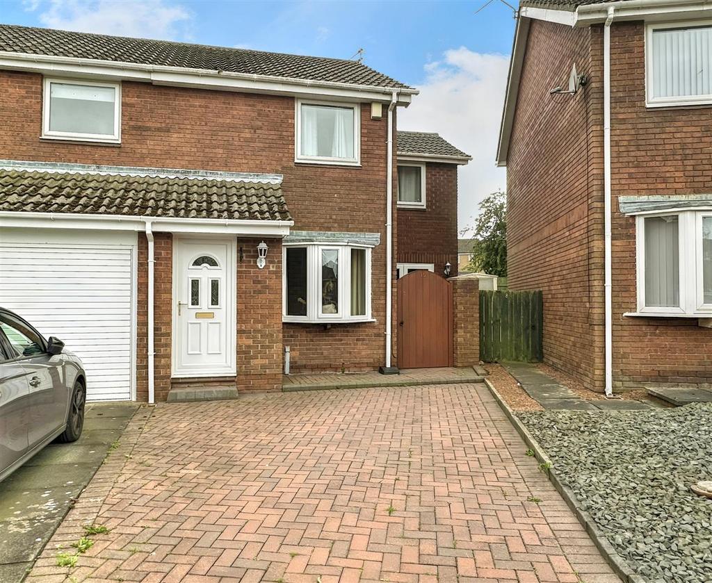 Callaly Close, Pegswood, Morpeth 2 bed semi-detached house - £129,500