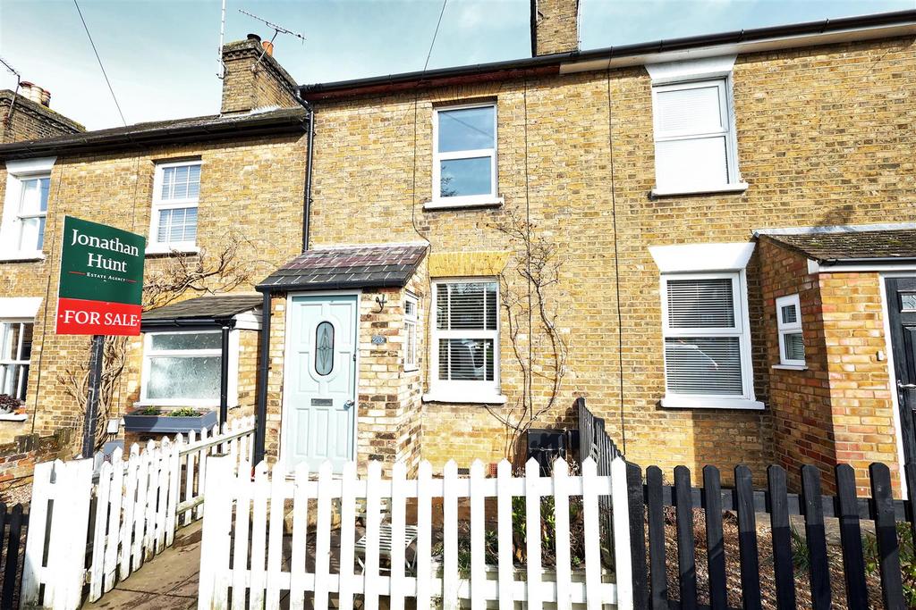 Redan Road, Ware SG12 3 bed terraced house - £440,000
