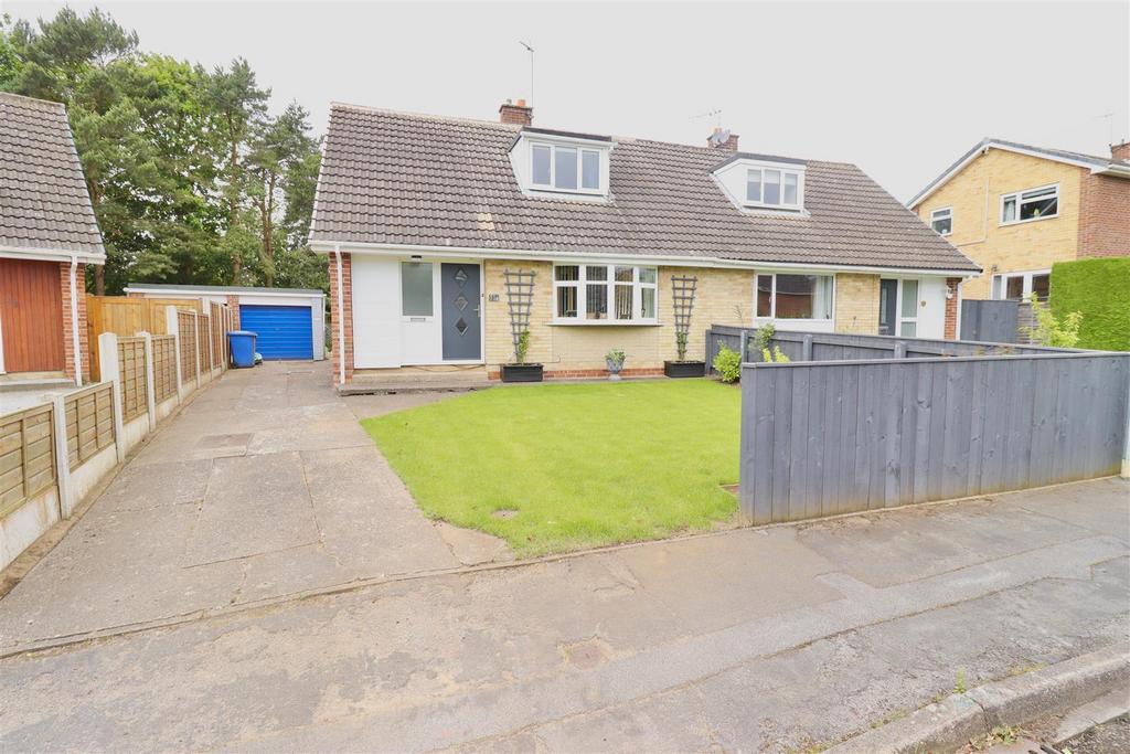 Wesley Close, South Cave, Brough 2 bed semi-detached bungalow - £255,000