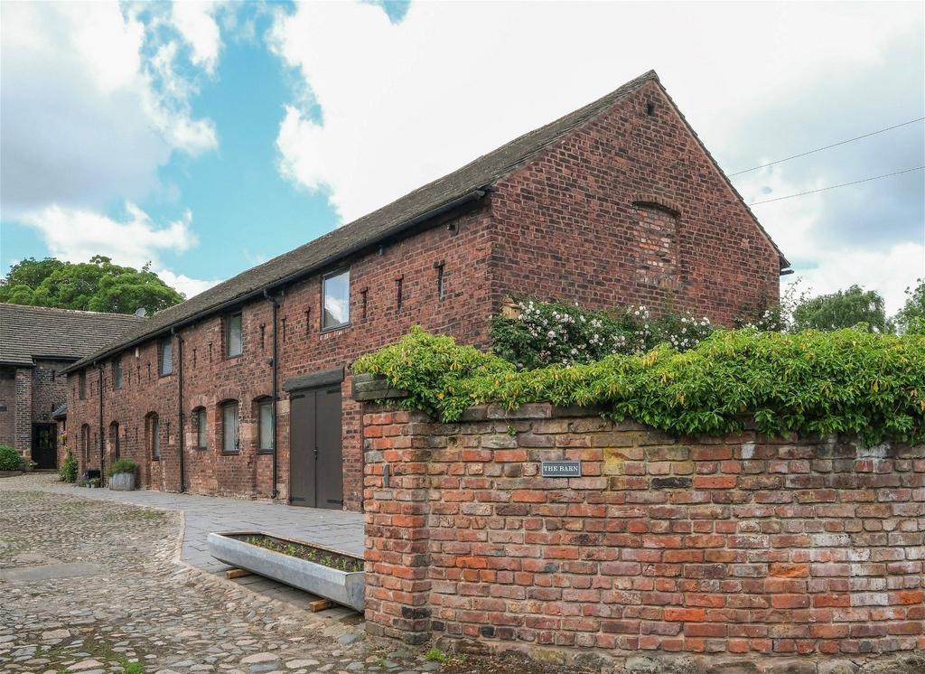 Ferry Lane, Warrington WA4 4 bed barn conversion for sale - £650,000