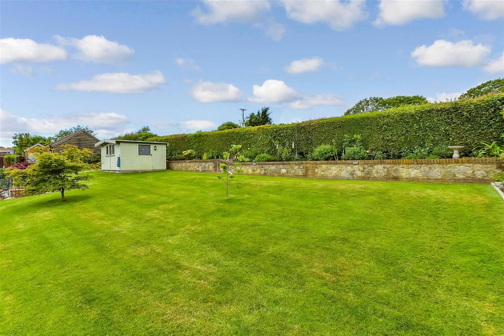Main Road, Chillerton, Isle of Wight 5 bed detached bungalow for sale ...