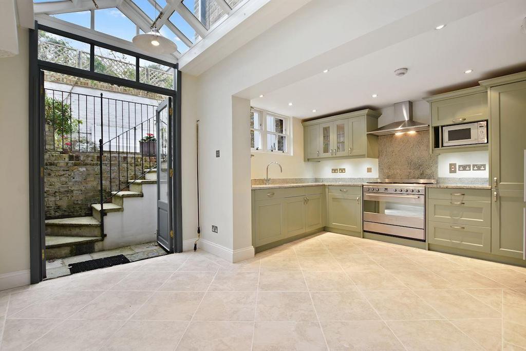 Flask Walk, Hampstead NW3 4 bed terraced house - £8,450 pcm (£1,950 pw)
