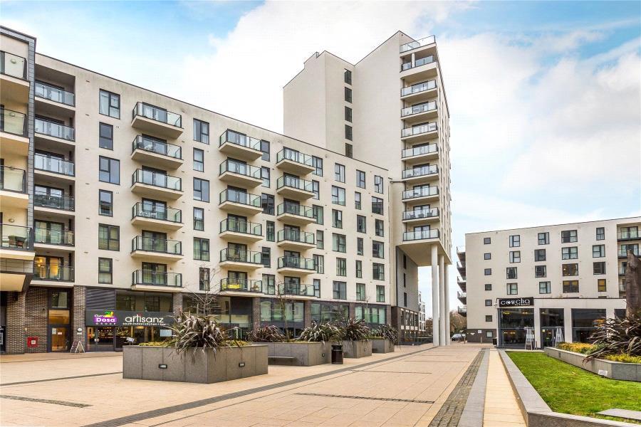 Cardinal Place, Woking GU22 1 bed apartment - £1,350 pcm (£312 pw)