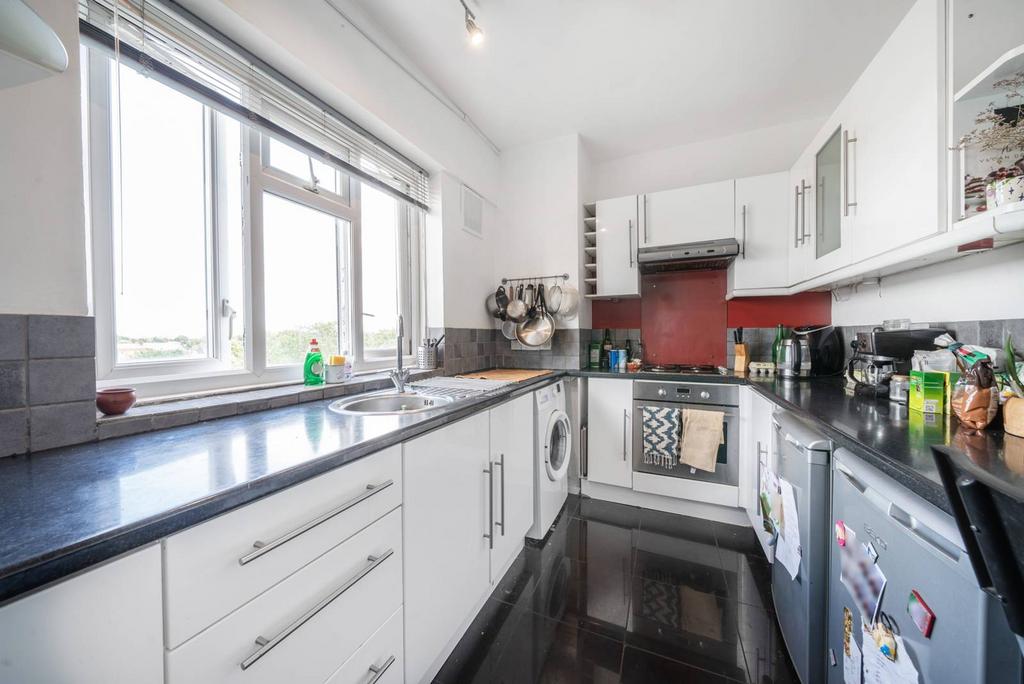 Brockham House, Brixton Hill, London... 2 bed flat - £350,000