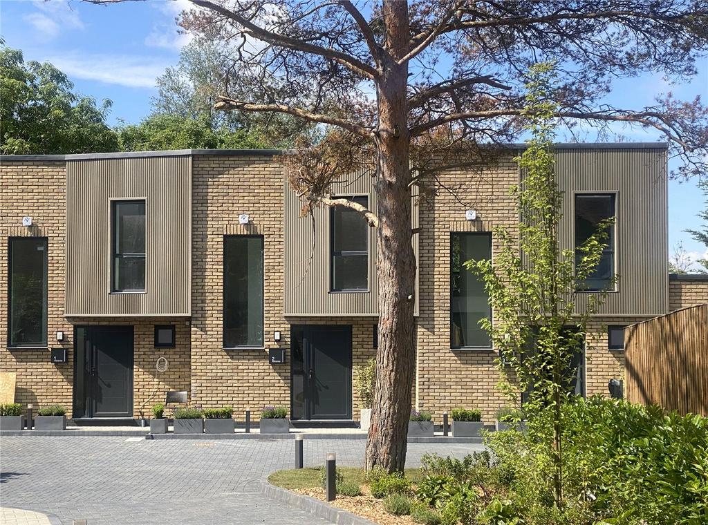 Primrose Mews, Harrow Road, Wembley, HA0 3 bed end of terrace house - £ ...