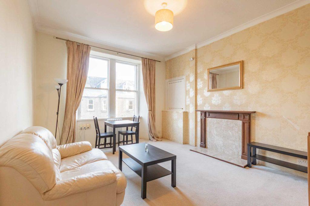 2066L – Merchiston Grove, Edinburgh... 1 bed flat - £1,000 pcm (£231 pw)