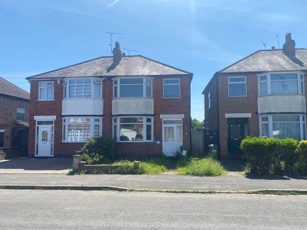 98 Braunstone Close, Leicester, LE3 2GT 3 bed semi-detached house - £50,000
