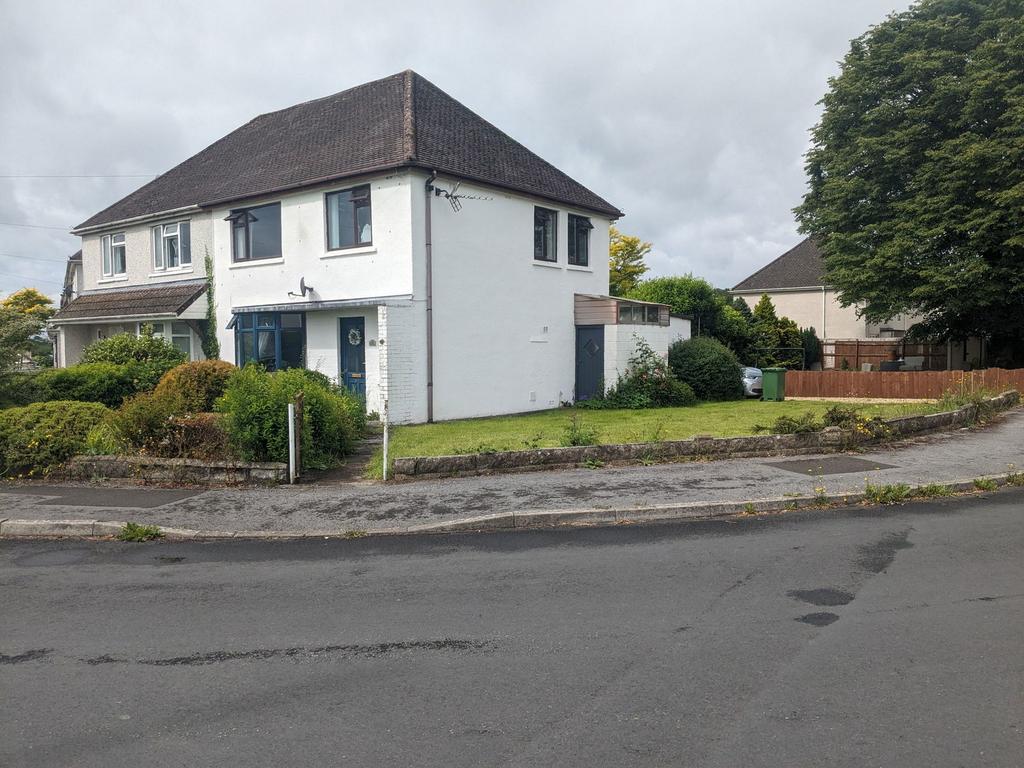 Parcyrhun, Ammanford, SA18 3HE 3 bed semi-detached house - £199,950