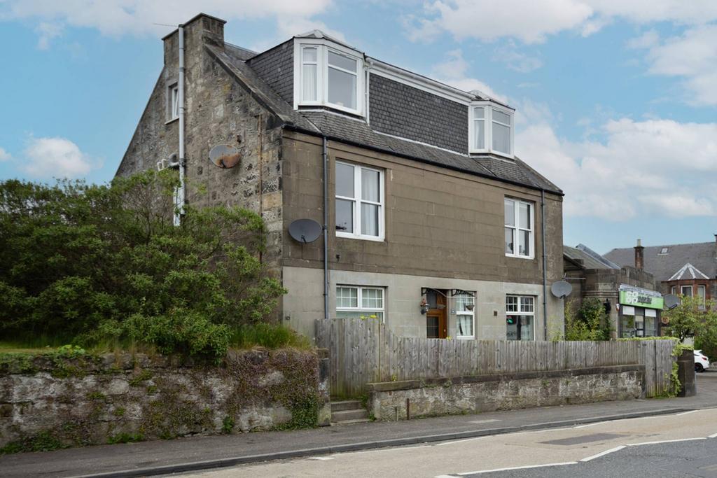 74 Townhill Road, Dunfermline, KY12 0JG 2 bed flat - £135,000