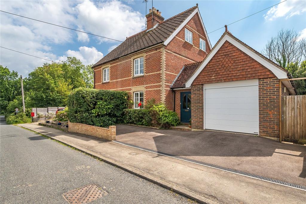 Durbans Road, Wisborough Green... 4 bed semi-detached house - £625,000