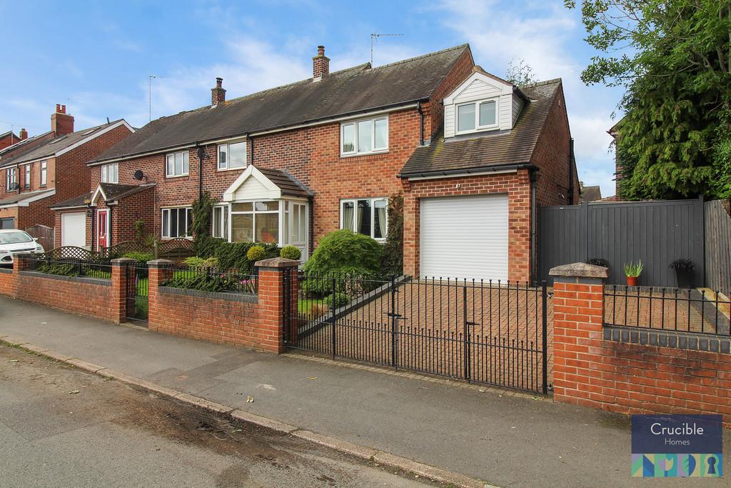 Hunshelf Road, Chapeltown 3 bed semi-detached house - £300,000