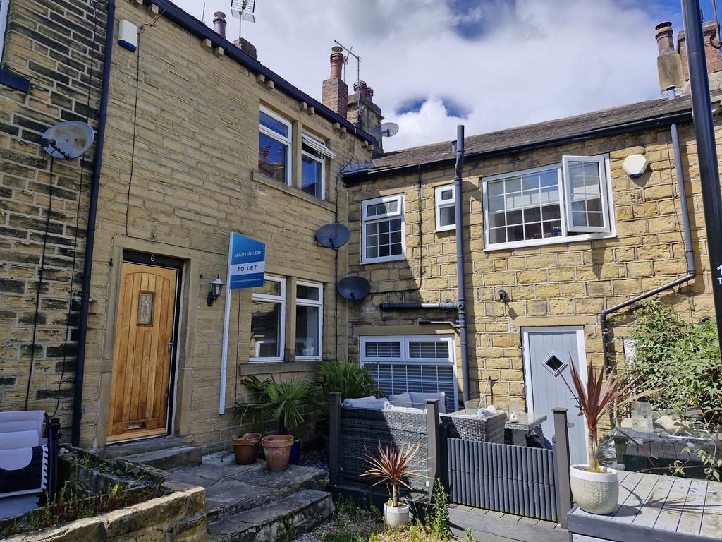 Thornhill Street, Leeds LS28 2 bed terraced house - £1,150 pcm (£265 pw)