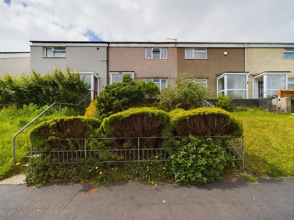 Kings Tamerton Road, Plymouth PL5 2 bed terraced house for sale - £175,000