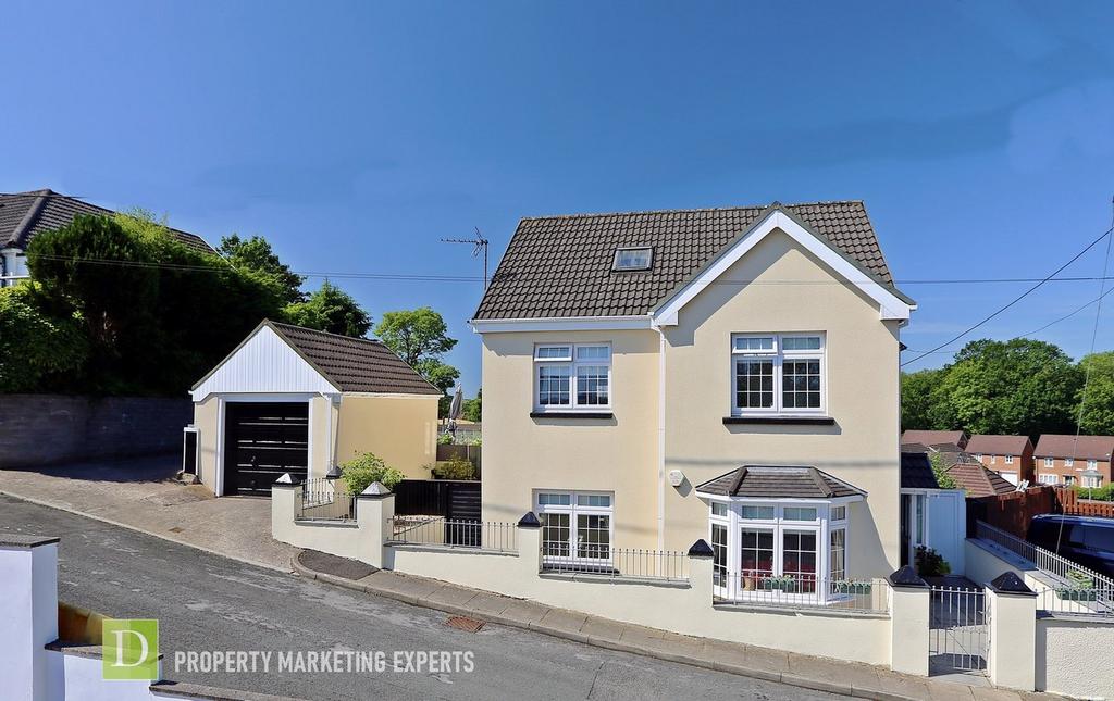 Ystradbarwig, Pontypridd CF38 4 bed detached house - £470,000