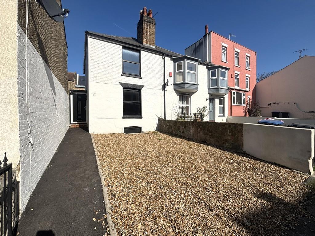 Dane Hill Row, Margate 3 bed end of terrace house for sale - £275,000
