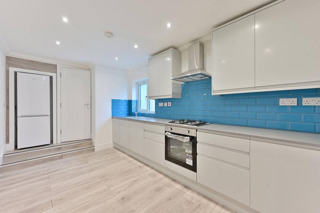 Haydons Road, Wimbledon, London, SW19 4 bed maisonette for sale - £650,000