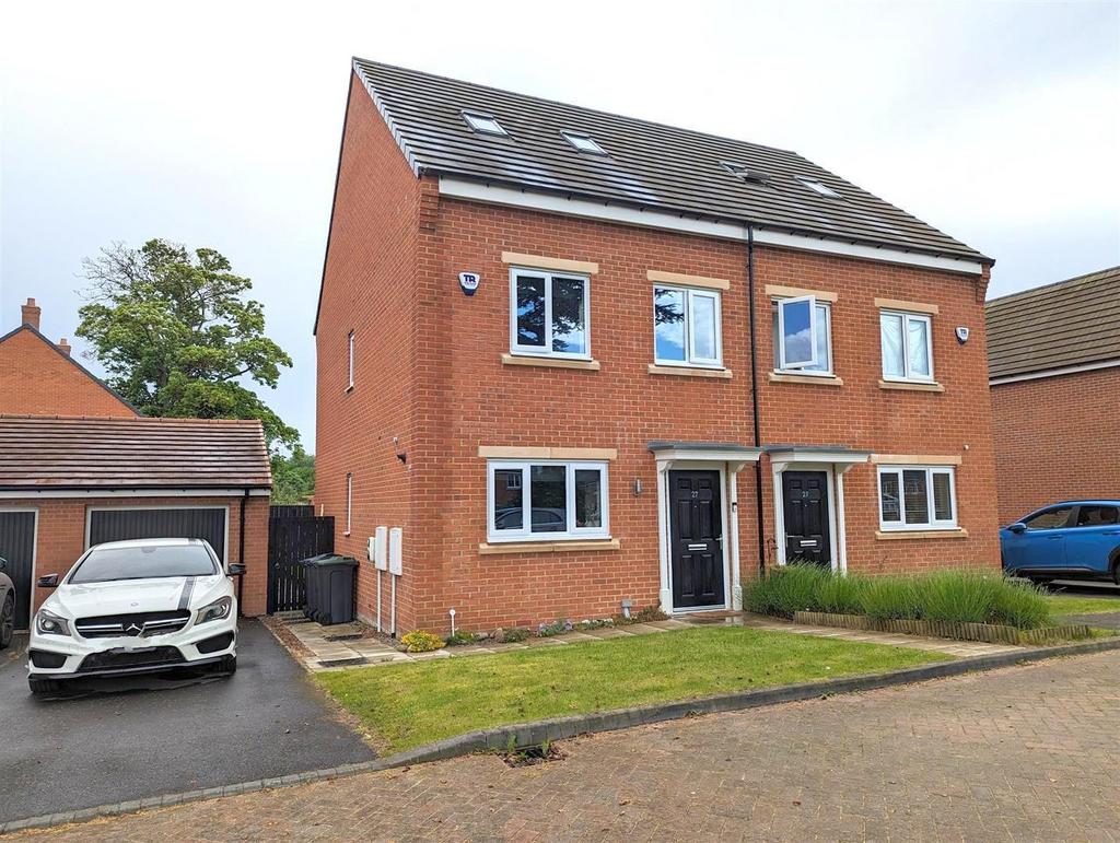 Haydock Drive, Darlington 4 bed semi-detached house - £210,000