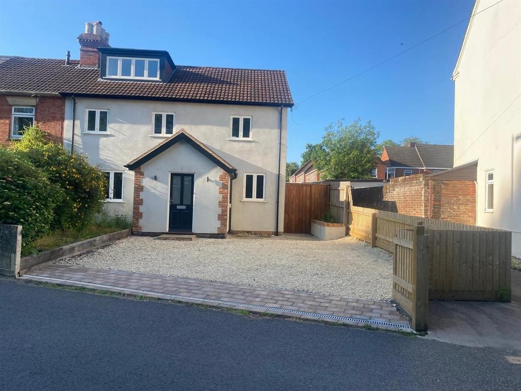 Lower Road, Salisbury SP2 4 bed semi-detached house - £550,000